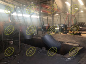 How is the hot pushing elbow formed? | Haihao Pipe Fitting Factory